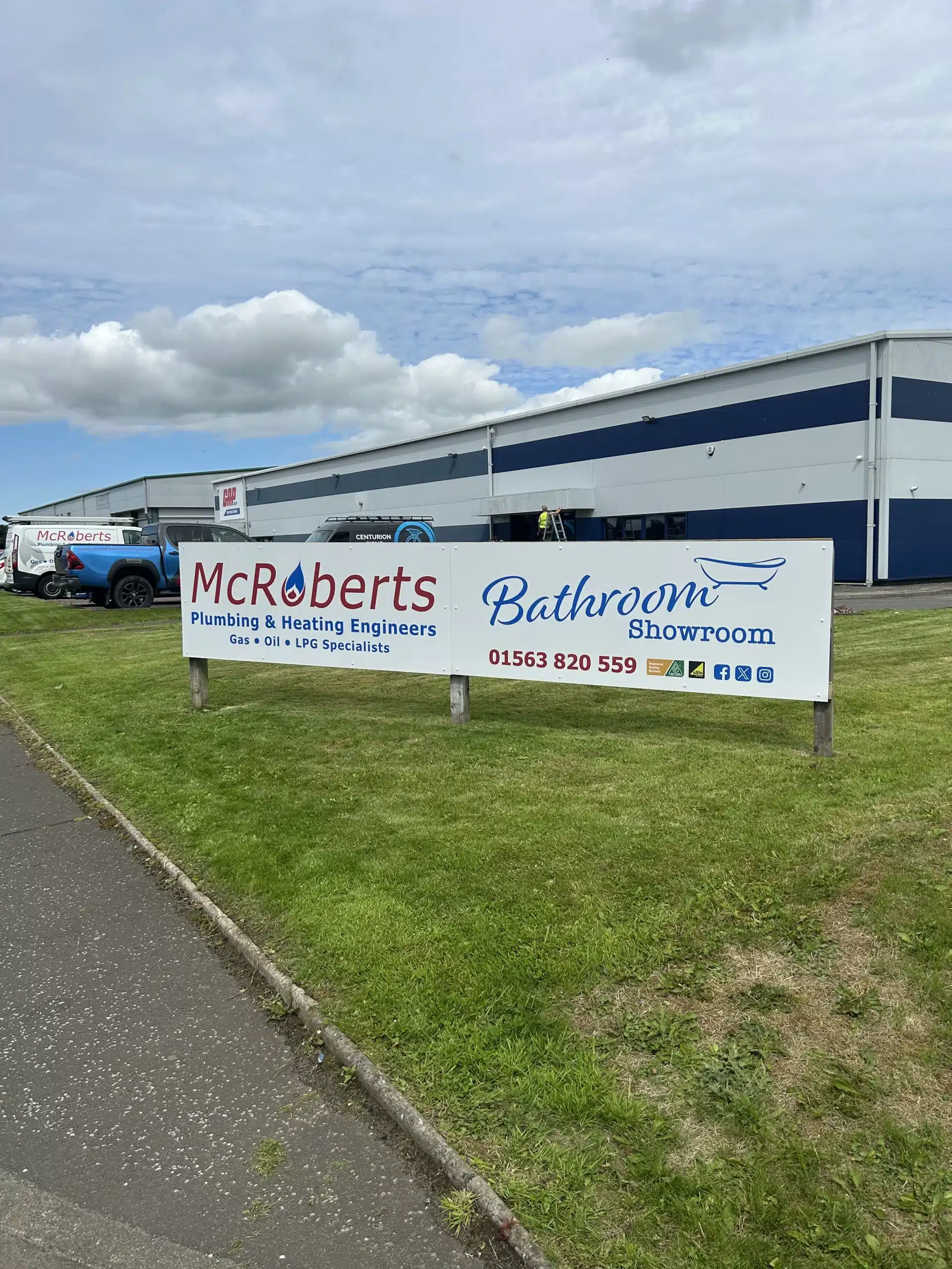 Bathroom Showroom in Kilmarnock, Ayrshire | McRoberts Plumbing